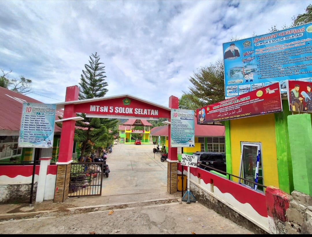 MTsN 5 Solok Selatan — Identitas Sekolah